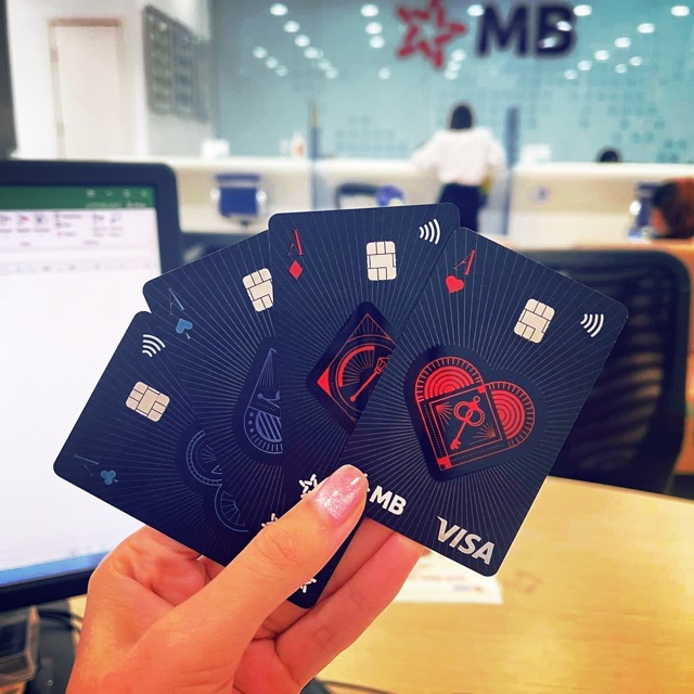 MBbank- Thẻ Hicollection, Cửa hàng trực tuyến | Shopee Việt Nam