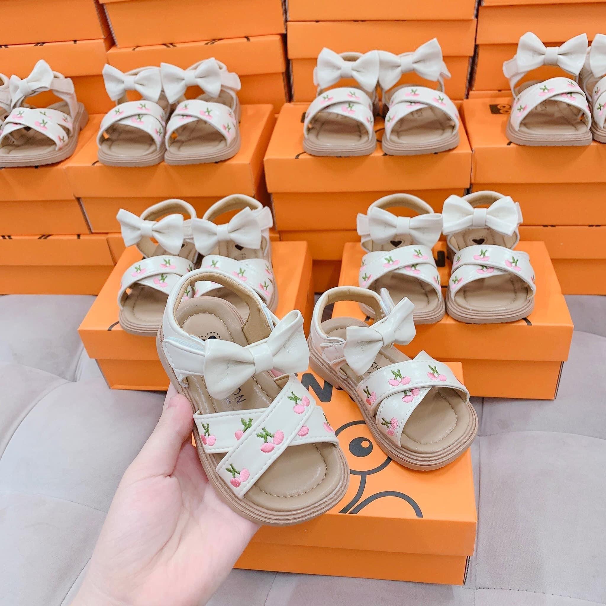 Giày dép trẻ em Lee Shoes, Cửa hàng trực tuyến | Shopee Việt Nam