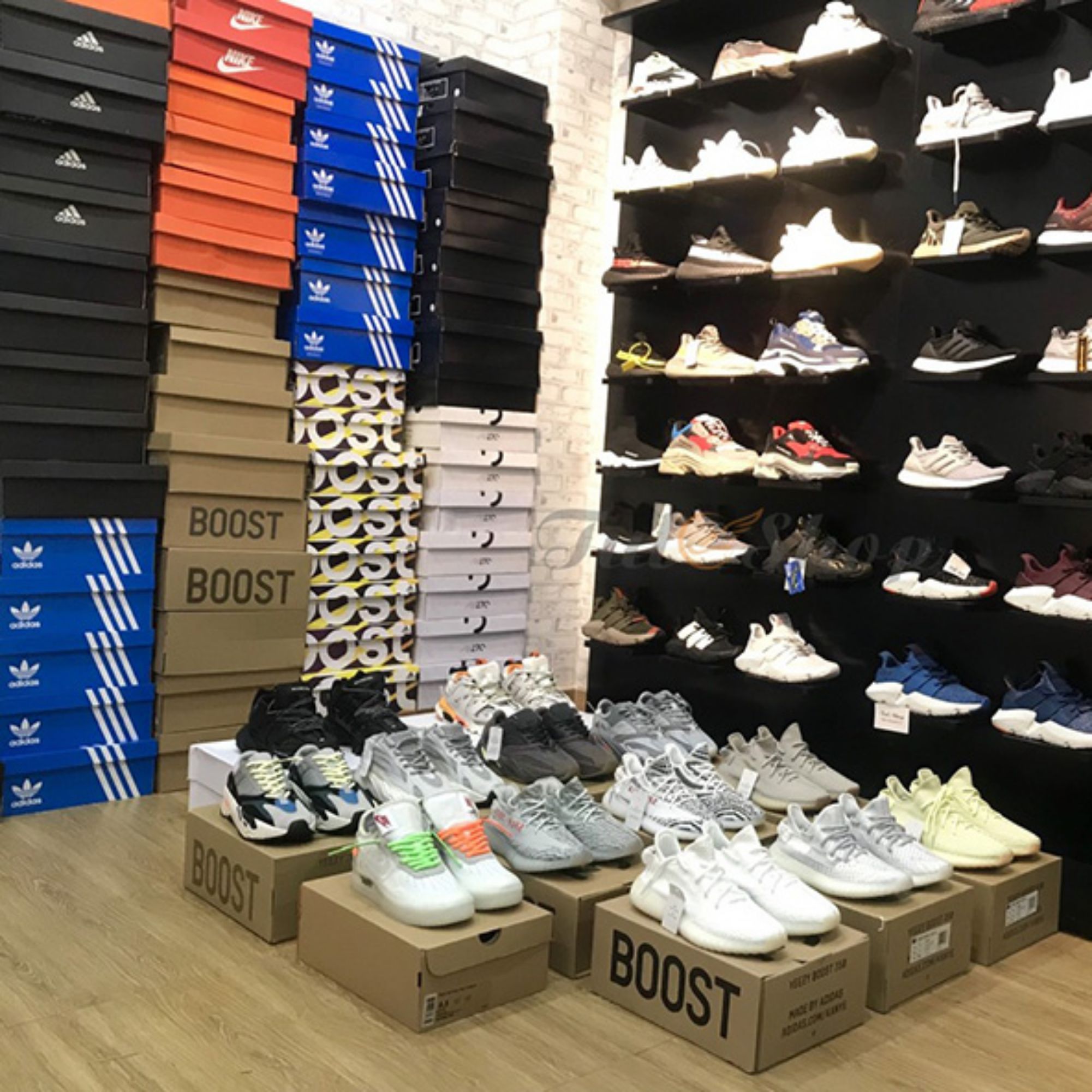 running shoe & sneakers shop, Cửa hàng trực tuyến | Shopee Việt Nam